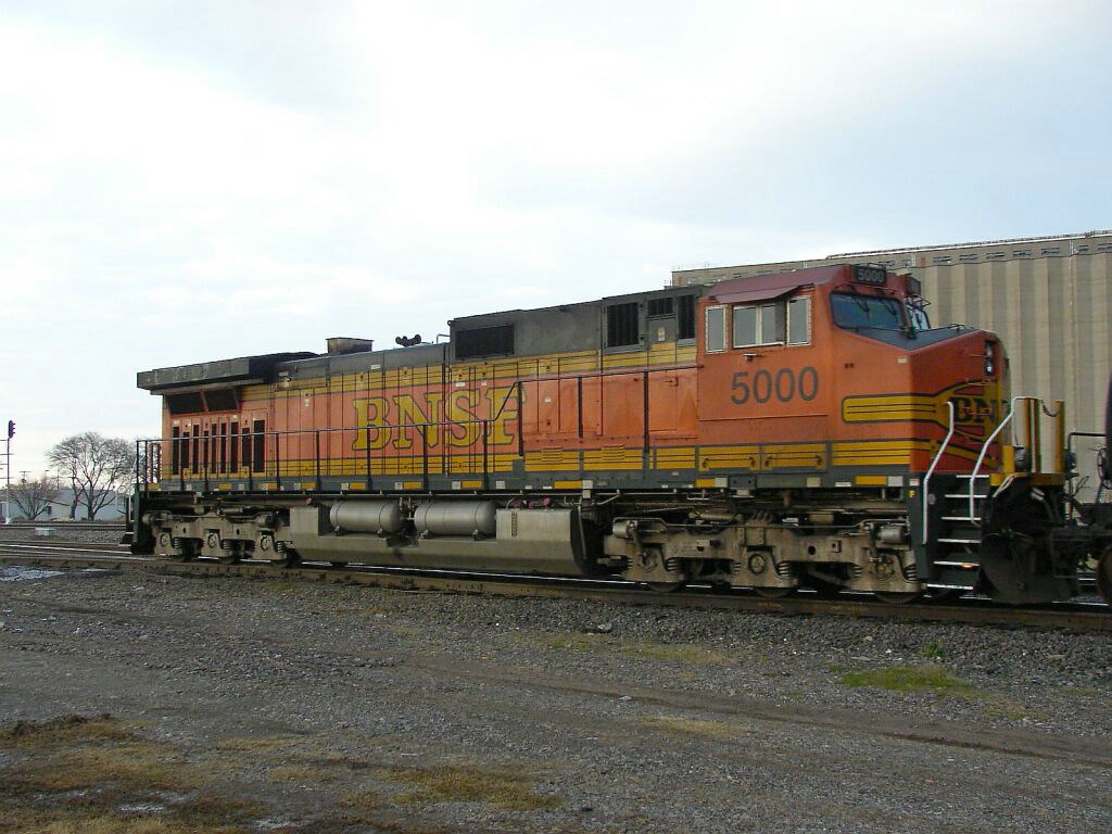 BNSF 5000